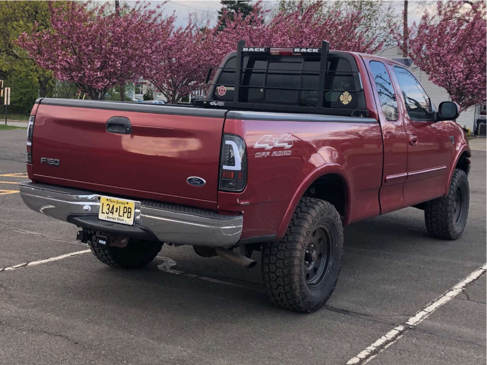 1999 Ford F-150 with 17x8 0 American Racing Ar172 and 33/12.5R17 RBP ...