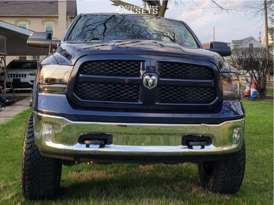 2013 Ram 1500 with 20x10 -19 Hostile Reaper and 35/12.5R20 Atturo Trail ...