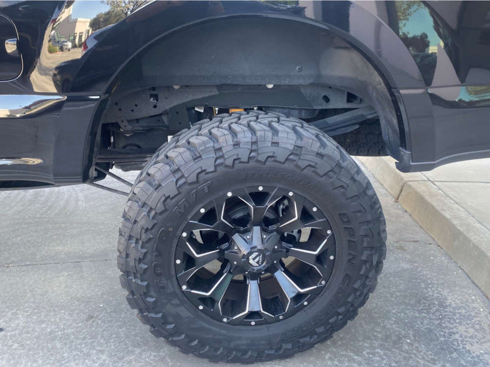 2019 Ford F-250 Super Duty with 20x9 0 Fuel Assault and 37/12.5R20 Toyo ...
