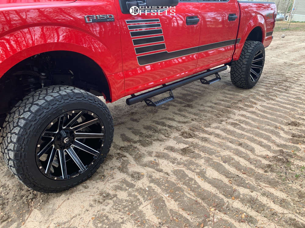 2020 Ford F-150 with 22x12 -43 Fuel Contra and 35/12.5R22 Kenda Klever ...
