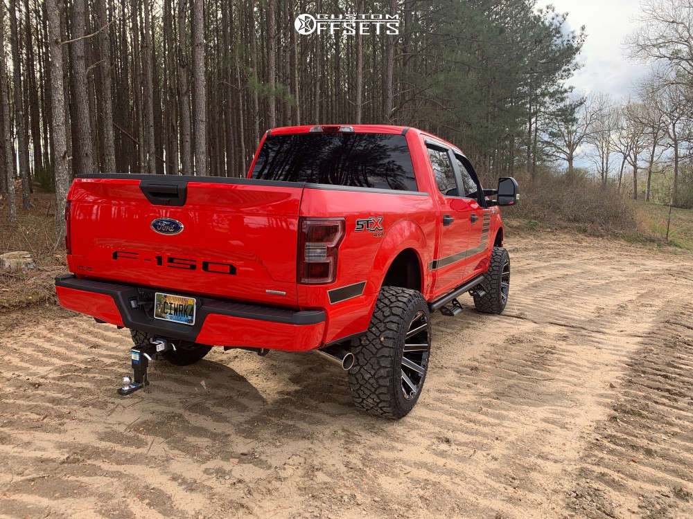 2020 Ford F-150 with 22x12 -43 Fuel Contra and 35/12.5R22 Kenda Klever ...