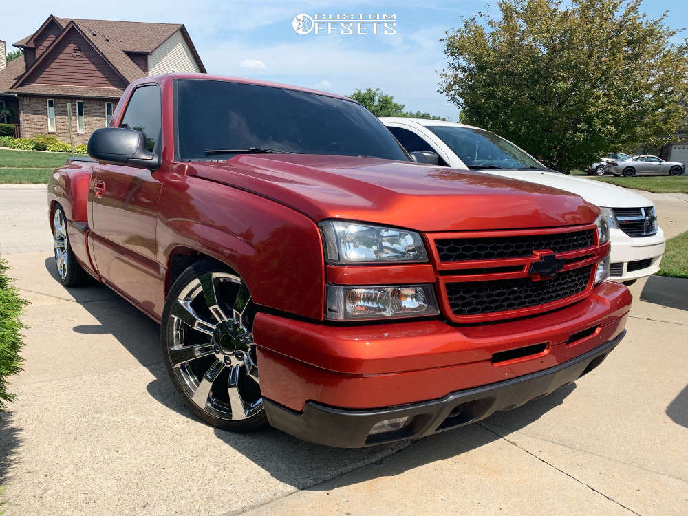 2006 Chevrolet Silverado 1500 with 22x9 31 OE Performance 144 and 265 ...