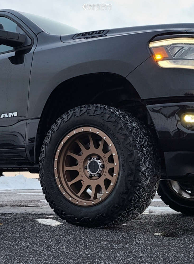 2021 Ram 1500 with 20x10 -24 Method Nv and 35/12.5R20 Venom Power Terra ...