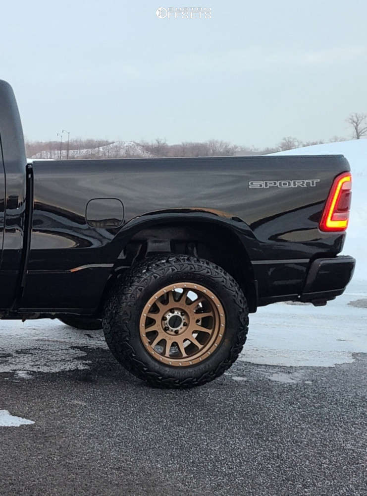 2021 Ram 1500 with 20x10 -24 Method Nv and 35/12.5R20 Venom Power Terra ...