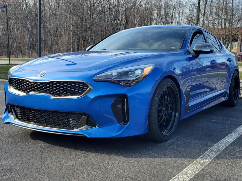 2019 Kia Stinger with 19x8.5 35 Vors VR8 and 245/35R19 Falken Azenis ...