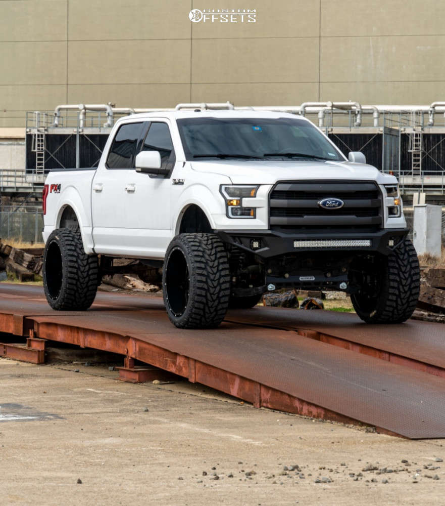 2016 Ford F-150 with 24x14 -76 Luxxx HD Lhd12 and 36/14.5R24 Versatyre ...