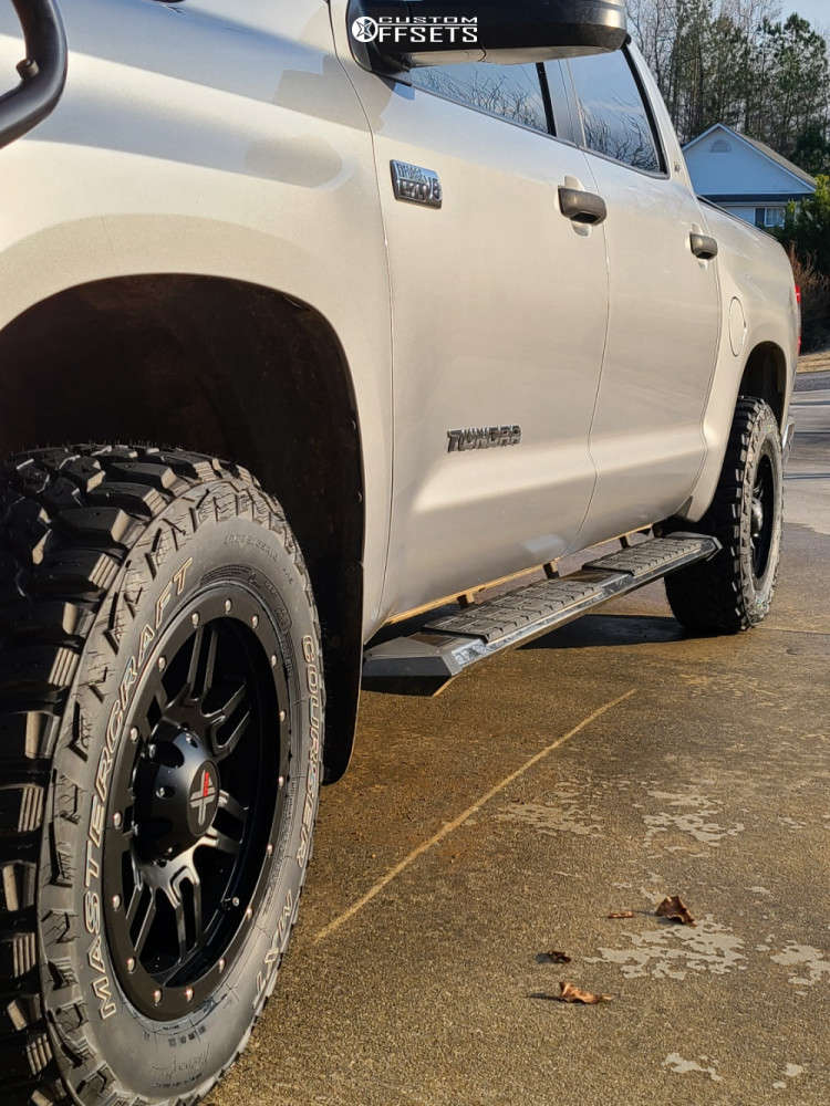 2016 Toyota Tundra with 18x9 25 DX4 7s and 275/65R18 Mastercraft ...