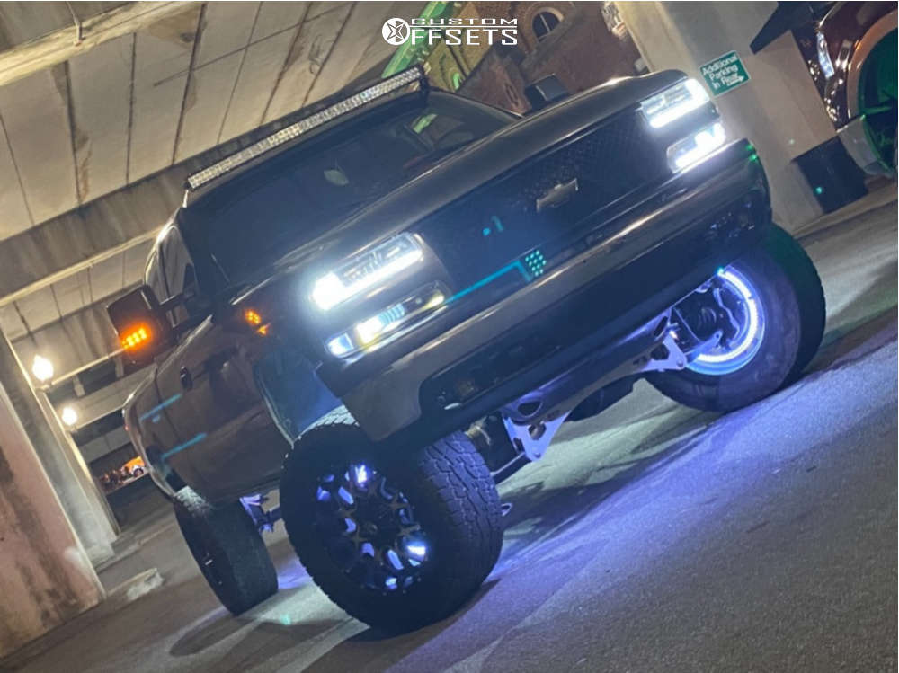 2001 Chevrolet Silverado 1500 with 20x10 -24 Dropstars 645mb and 35/12 ...