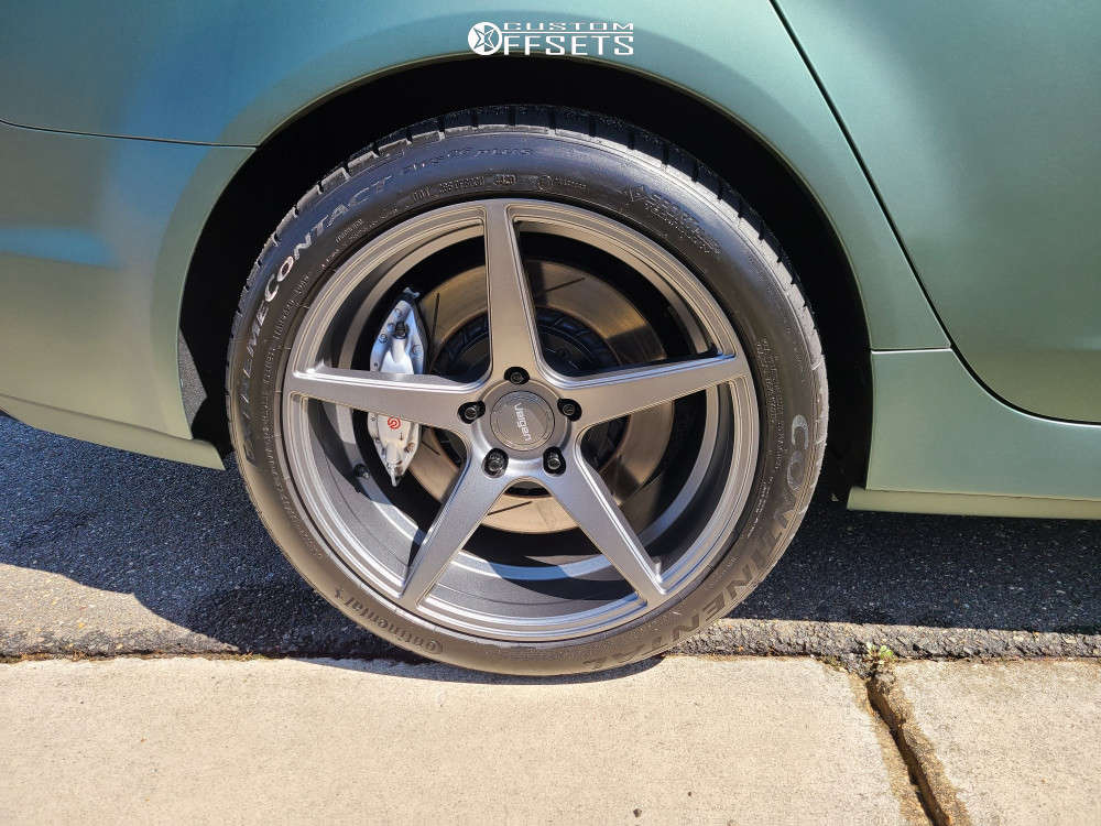 2015 Chevrolet SS with 19x9 35 Velgen Classic5 and 265/40R19 ...