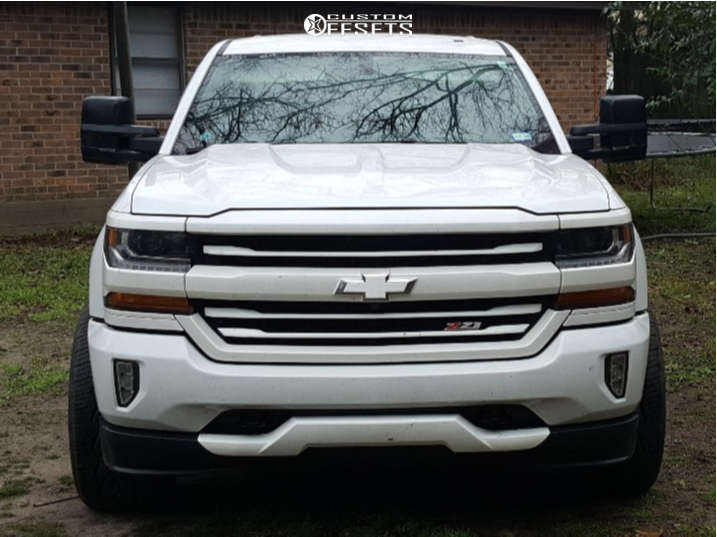 2018 Chevrolet Silverado 1500 with 22x12 -44 TIS 544RM and 315/45R22 ...