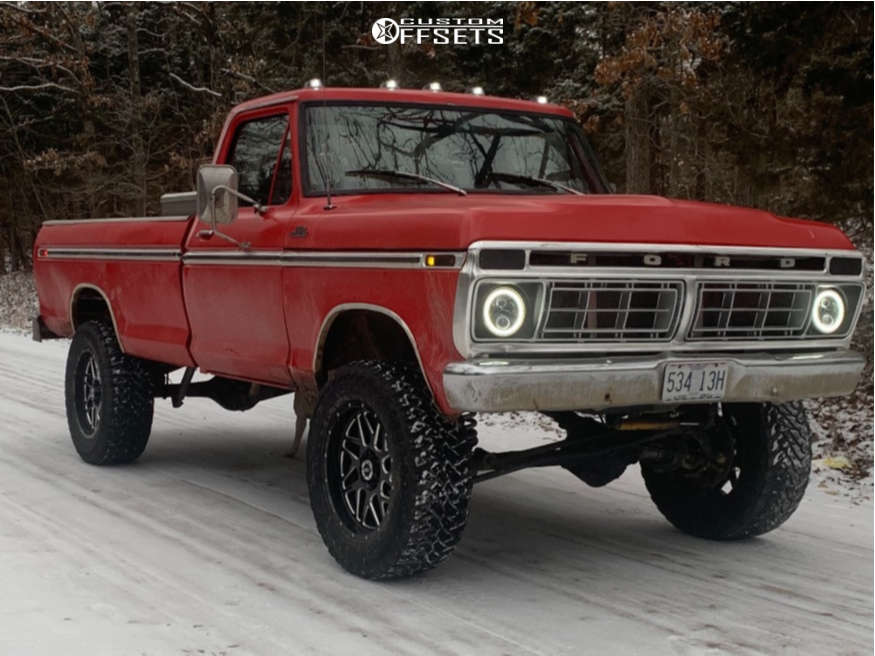 1977 Ford F-150 with 20x12 -44 Hostile Sprocket and 35/12.5R20 Maxxis ...
