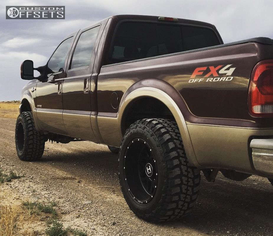 2004 Ford F-250 Super Duty with 20x12 -44 Hostile Sprocket and 35/12 ...