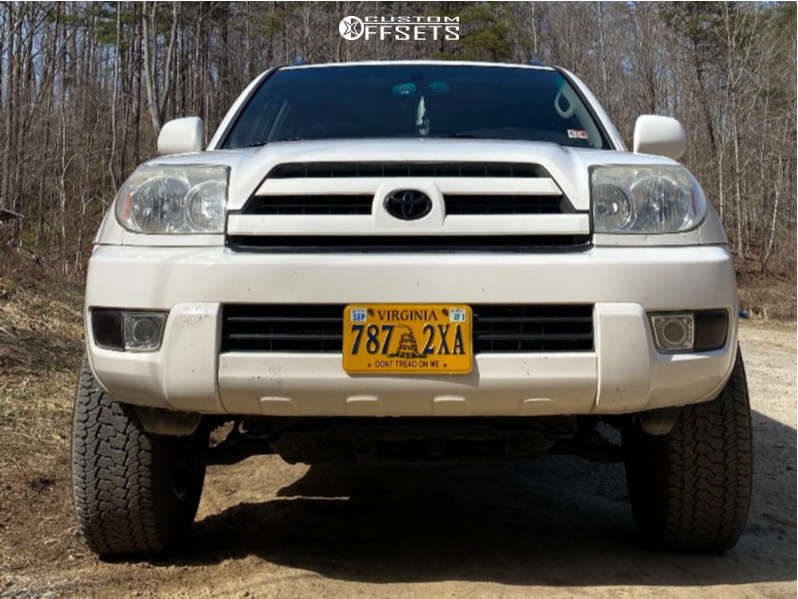 2005 Toyota 4Runner with 17x8.5 0 XD XD820 and 32/10.5R17 Kumho Road ...
