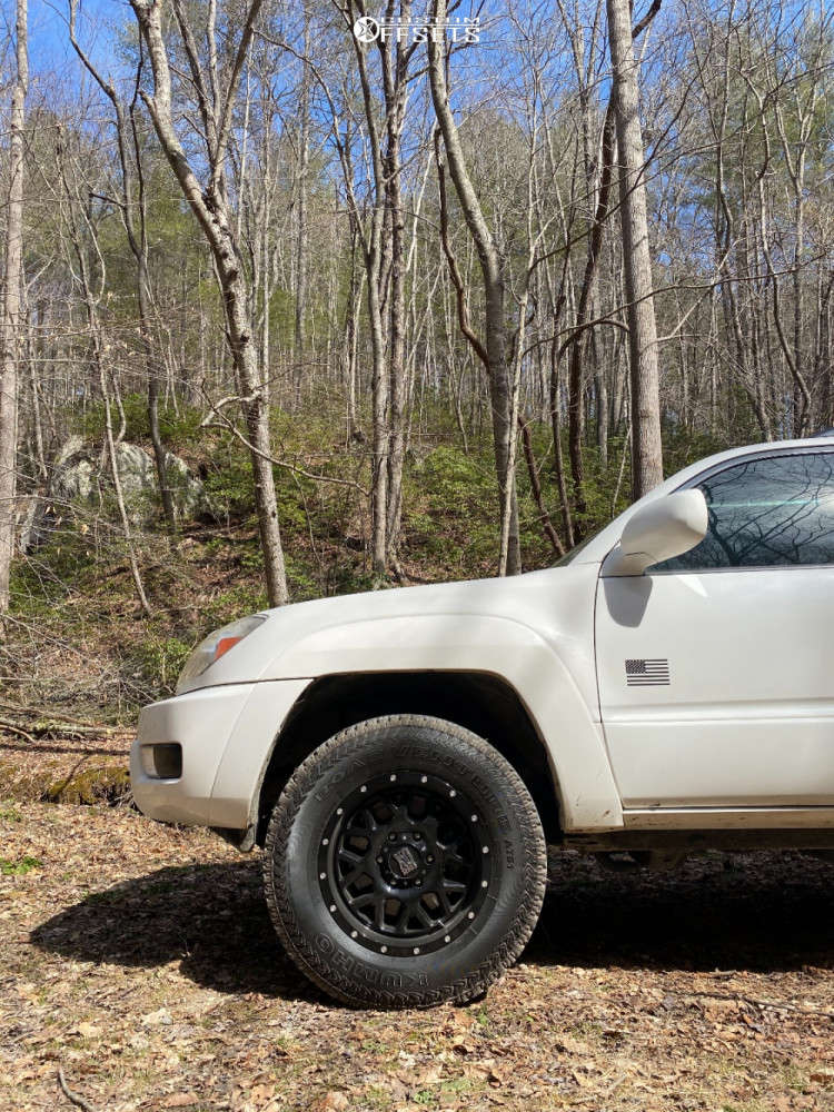 2005 Toyota 4Runner with 17x8.5 0 XD XD820 and 32/10.5R17 Kumho Road ...