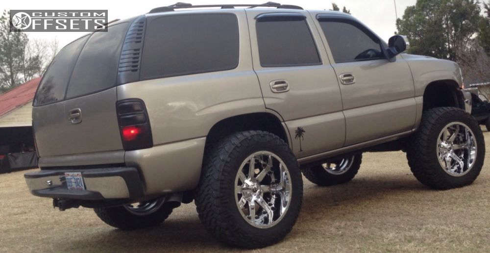 2002 Chevrolet Tahoe with 22x12 -44 Fuel Nutz and 37/13.5R22 Nitto ...