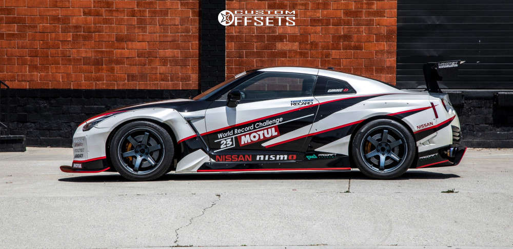 2009 Nissan GT-R with 20x11 15 Volk Te37 Ultra and 315/35R20 Pirelli P ...