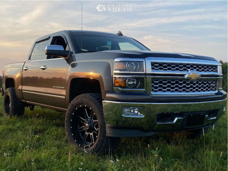 2015 Chevrolet Silverado 1500 with 20x10 -24 Fuel Maverick D538 and 33/ ...