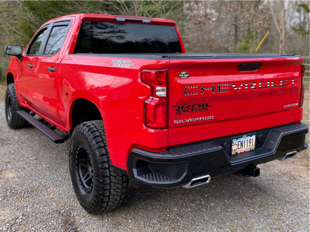 2020 Chevrolet Silverado 1500 with 17x9 -12 Method MR312 and 35/12.5R17 ...