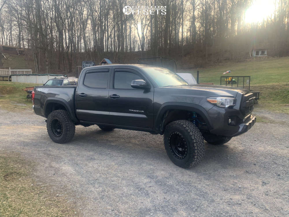 2019 Toyota Tacoma with 17x8.5 Method Double Standard and 275/70R17 ...
