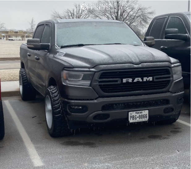 2020 Ram 1500 with 20x12 -44 Gear Off-Road Big Block and 33/12.5R20 ...