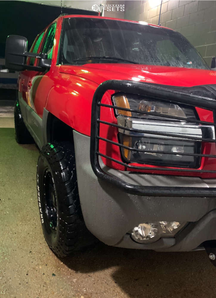 2002 Chevrolet Avalanche 1500 with 16x8 0 Moto Metal Mo970 and 33/12 ...