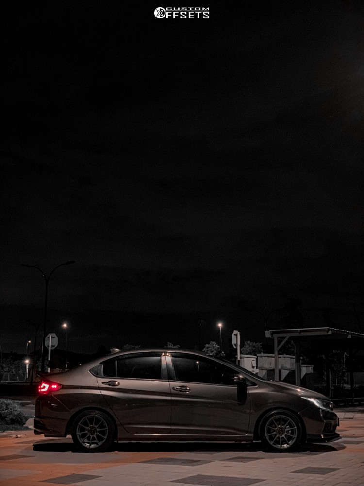 2018 Honda Fit with 16x7.5 35 Advanti Racing Storm S1 and 195/50R16 ...