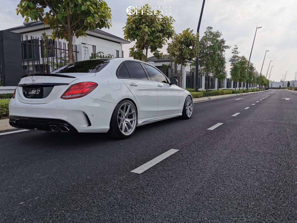 2015 Mercedes-Benz C250 with 19x8.5 43 HRE FlowForm P101 and 225/40R19 ...
