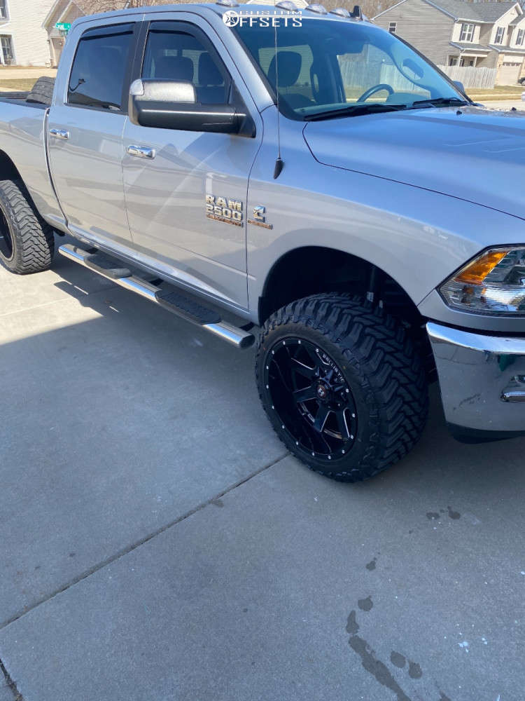 2018 Ram 2500 with 20x12 -44 Ballistic Rage and 33/12.5R20 Atturo Trail ...