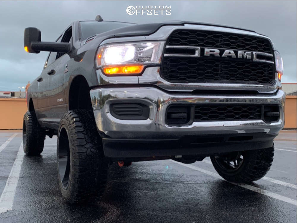 2021 Ram 2500 with 22x12 -51 Vision Spyder and 35/12.5R22 Fury Offroad ...
