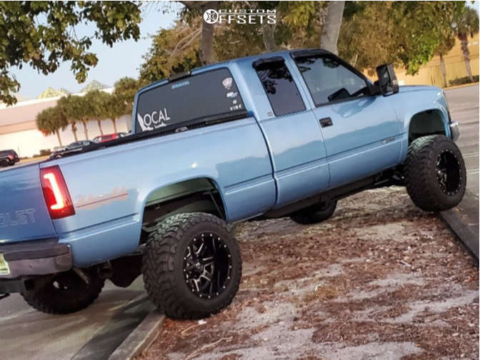 1997 Chevrolet K1500 with 18x12 -44 Fuel Maverick and 33/12.5R18 Toyo ...