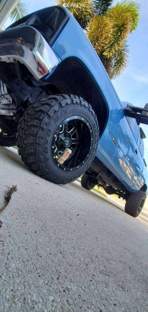 1997 Chevrolet K1500 with 18x12 -44 Fuel Maverick and 33/12.5R18 Toyo ...