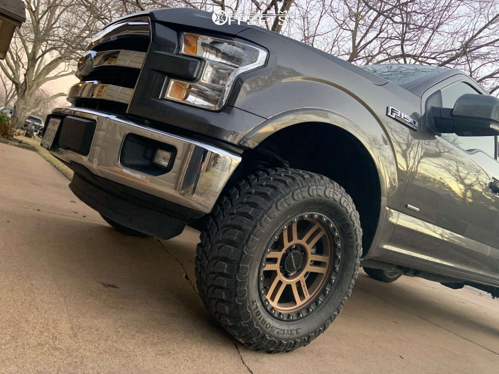2016 Ford F-150 with 18x9 12 Vision Manx 2 and 33/12.5R18 Linglong ...