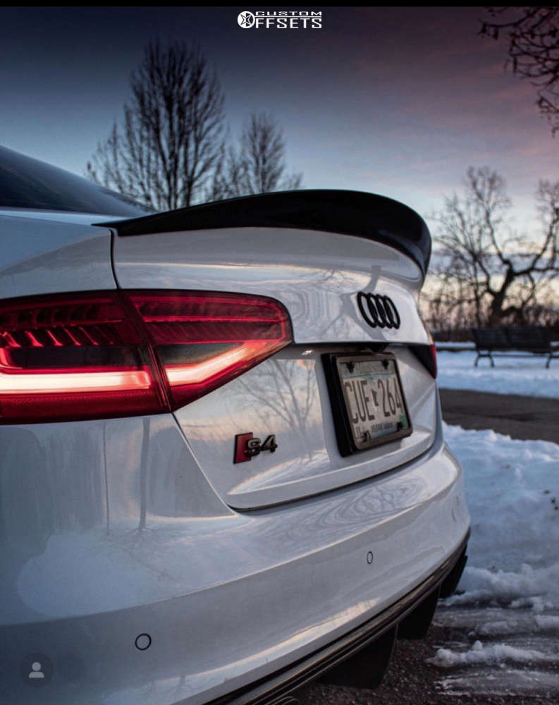 2013 Audi S4 with 20x10 40 Advanti Racing Decado and 255/30R20 Falken ...