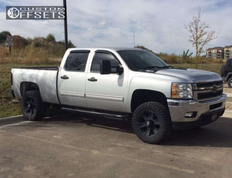 2012 Chevrolet Silverado 2500 HD with 20x9 18 XD Revolver and 305/55R20 ...