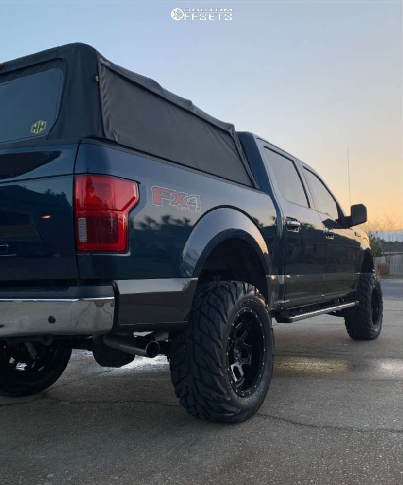 2018 Ford F-150 with 20x10 -25 Ultra Warlock and 35/12.5R20 Federal ...