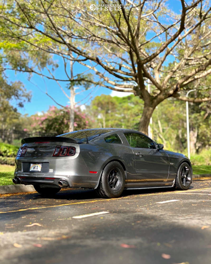 2014 Ford Mustang Wheel Offset Tucked Lowering Springs | 1521330 ...