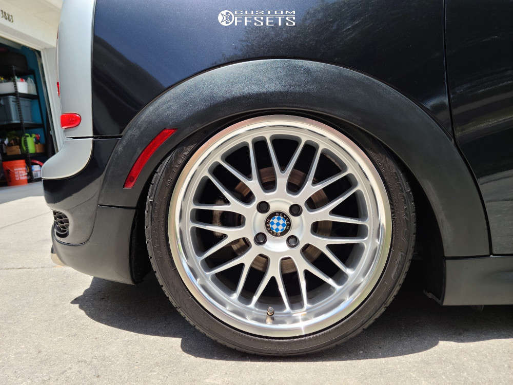 2009 Mini Cooper with 17x7 27 Beyern Mesh and 205/40R17 Toyo Tires ...
