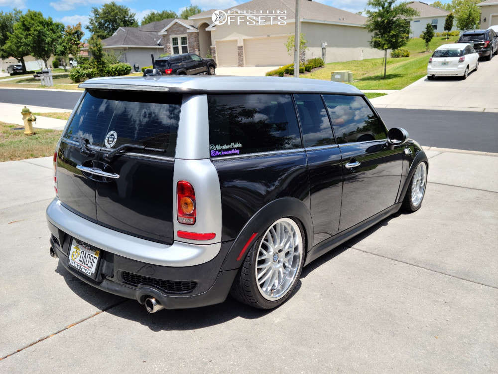 2009 Mini Cooper with 17x7 27 Beyern Mesh and 205/40R17 Toyo Tires ...