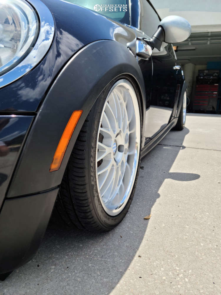 2009 Mini Cooper with 17x7 27 Beyern Mesh and 205/40R17 Toyo Tires ...