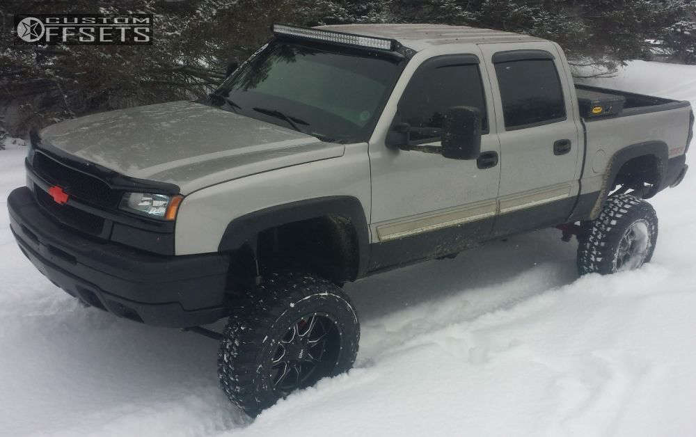 2005 Chevrolet Silverado 1500 with 20x10 -24 Moto Metal MO970 and 35/12 ...