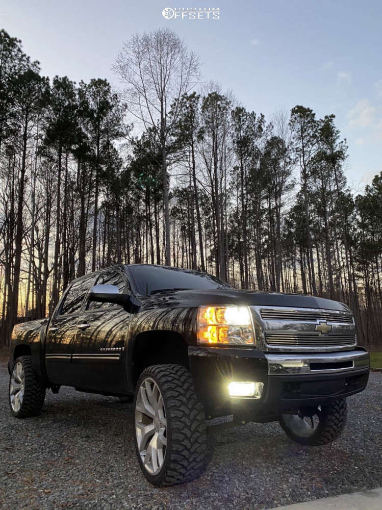 2009 Chevrolet Silverado 1500 with 26x10 30 OE Revolution G09 and 35/13 ...