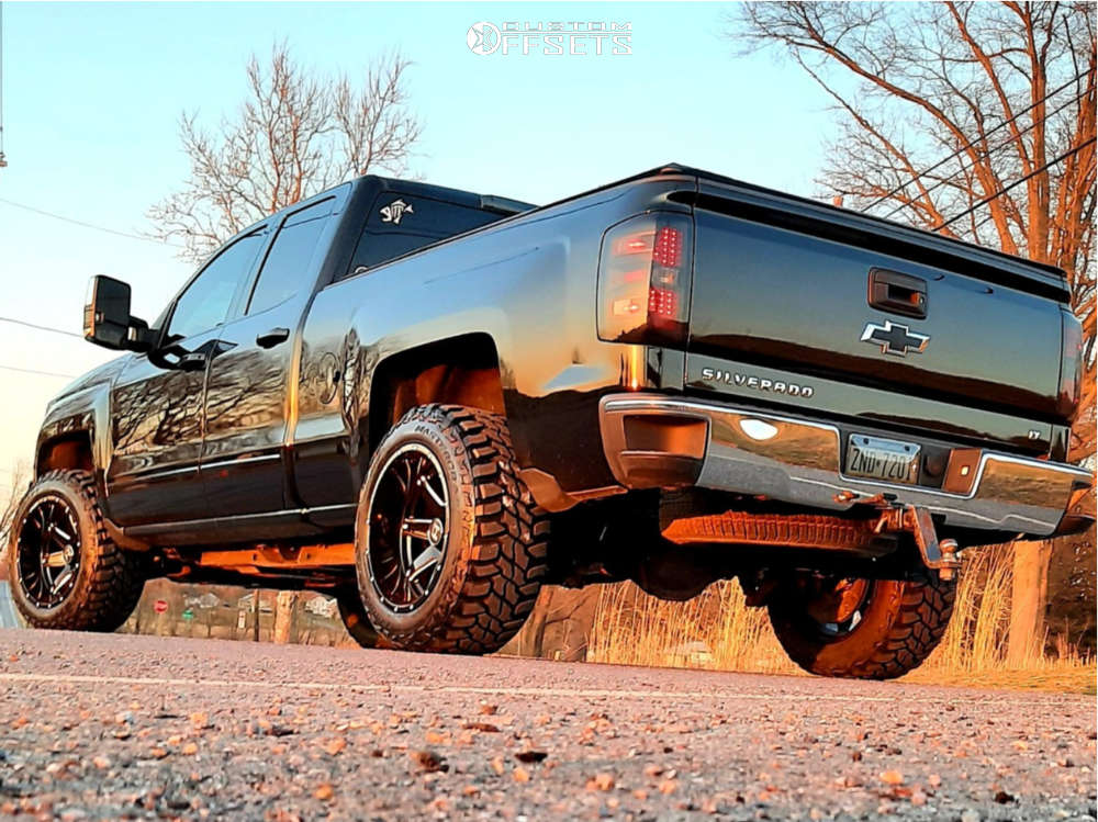 2015 Chevrolet Silverado 1500 with 20x12 -44 Hostile Alpha and 33/12 ...