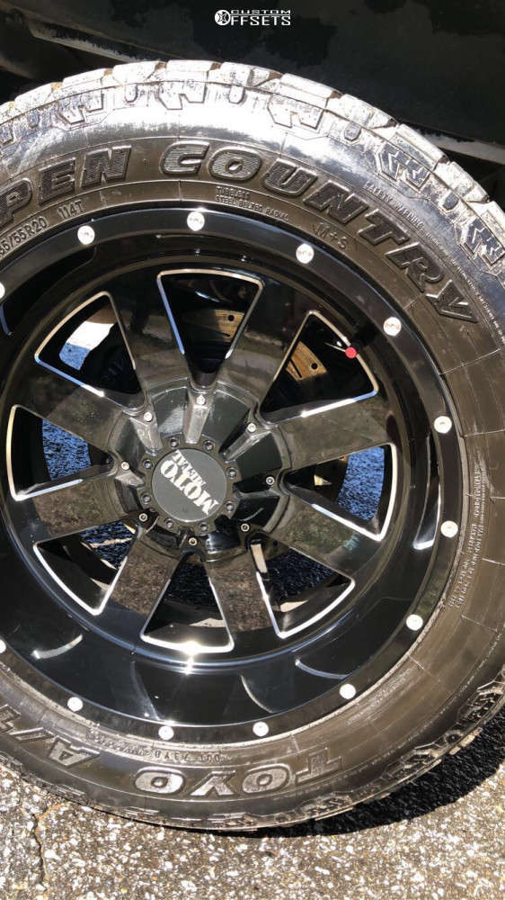 2006 Ford F-150 with 20x10 -18 Moto Metal Mo802 and 33/12.5R20 Toyo ...