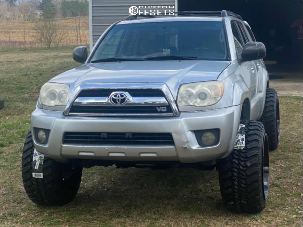 2006 Toyota 4Runner with 22x14 -76.2 Vision Spyder and 33/13.5R22 ...