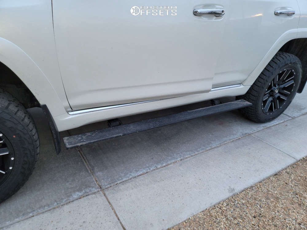 2017 Toyota 4Runner with 20x9 18 Moto Metal Mo978 and 275/55R20 Falken ...