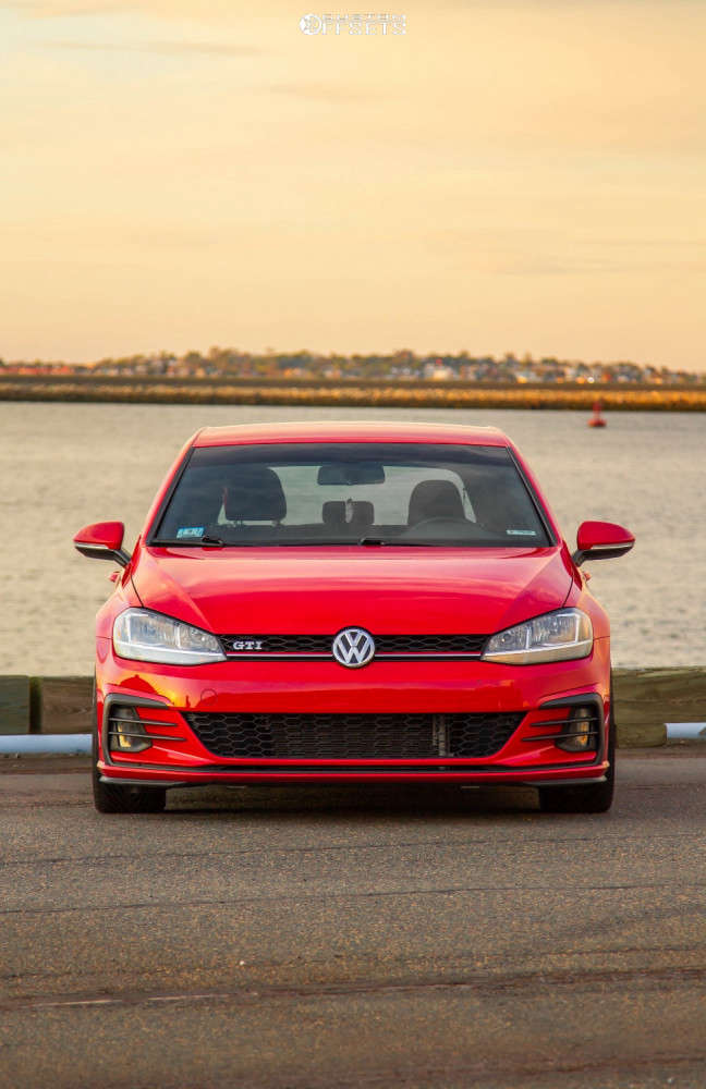 2018 Volkswagen GTI with 18x8.5 45 Rotiform Ccv and 235/40R18 Federal ...