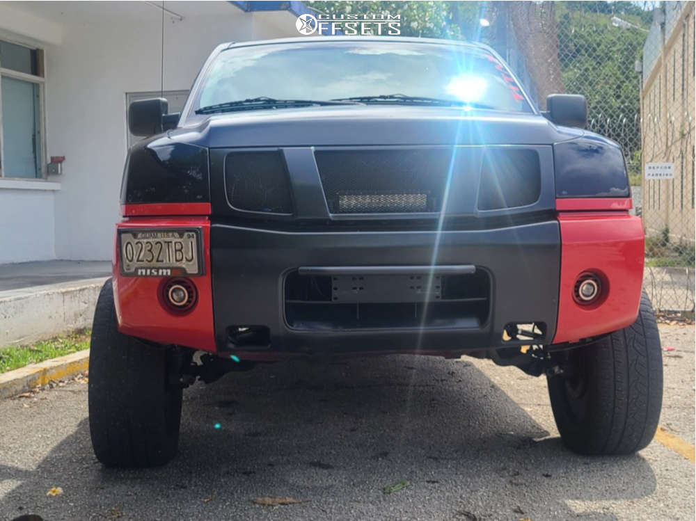 2007 Nissan Titan with 22x11 -24 Fuel Hostage D531 and 33/12.5R22 Radar ...
