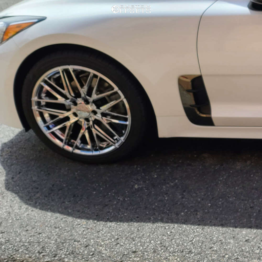 2020 Kia Stinger with 19x8.5 32 Drag DR77 and 235/40R19 Lionhart LH ...