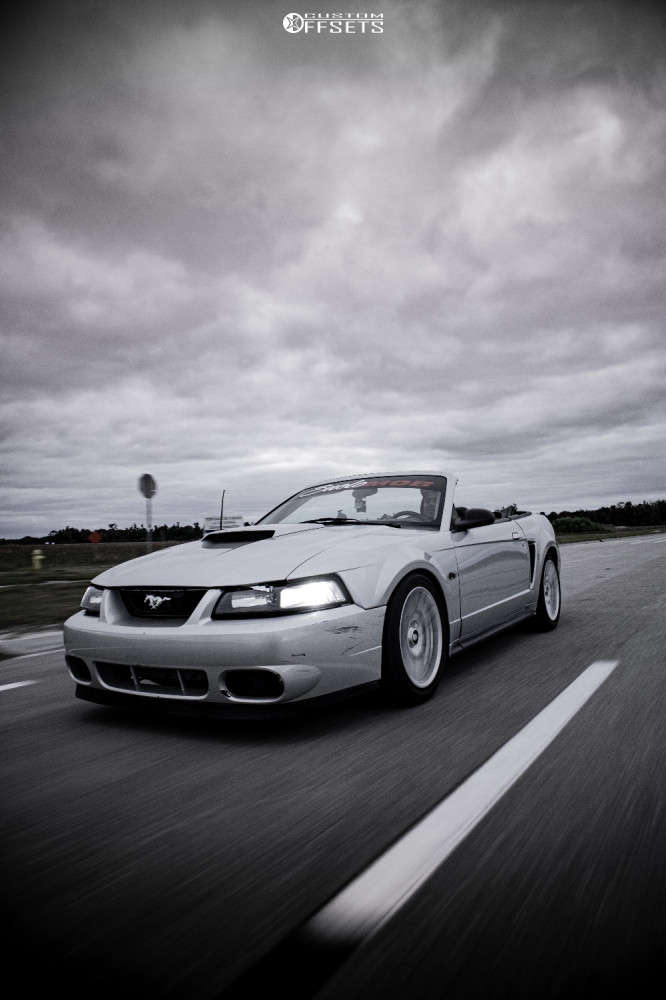 2001 Ford Mustang with 18x9.5 33 Rotiform Rse and 275/40R18 Achilles ...