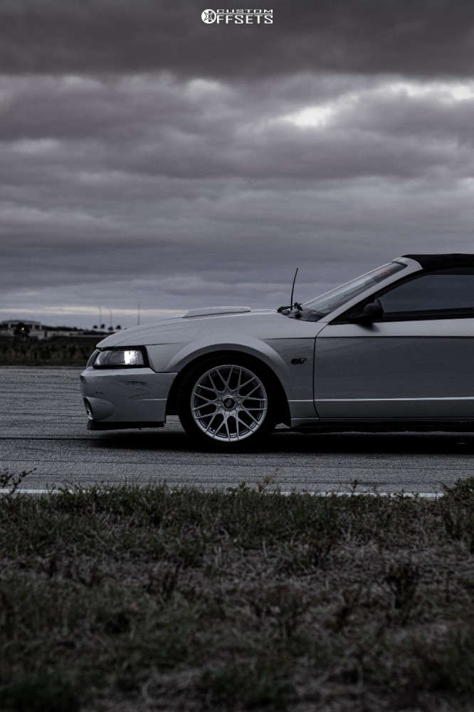 2001 Ford Mustang with 18x9.5 33 Rotiform Rse and 275/40R18 Achilles ...